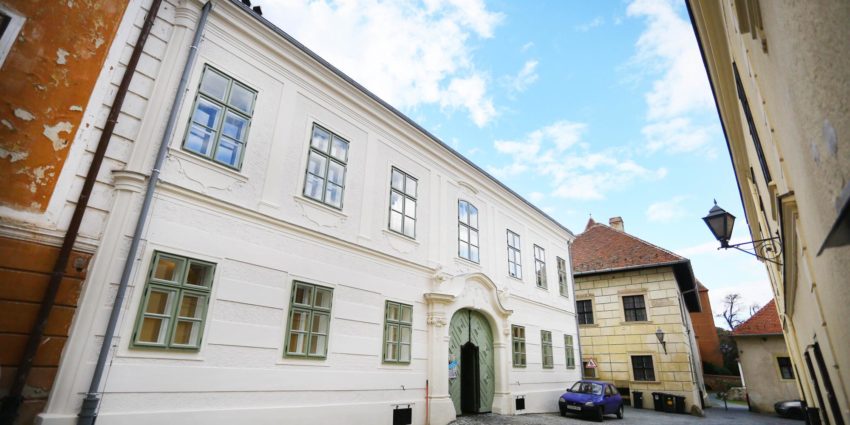 A KRAFT-program keretében felújított Festetics palota az OCTOGON ...